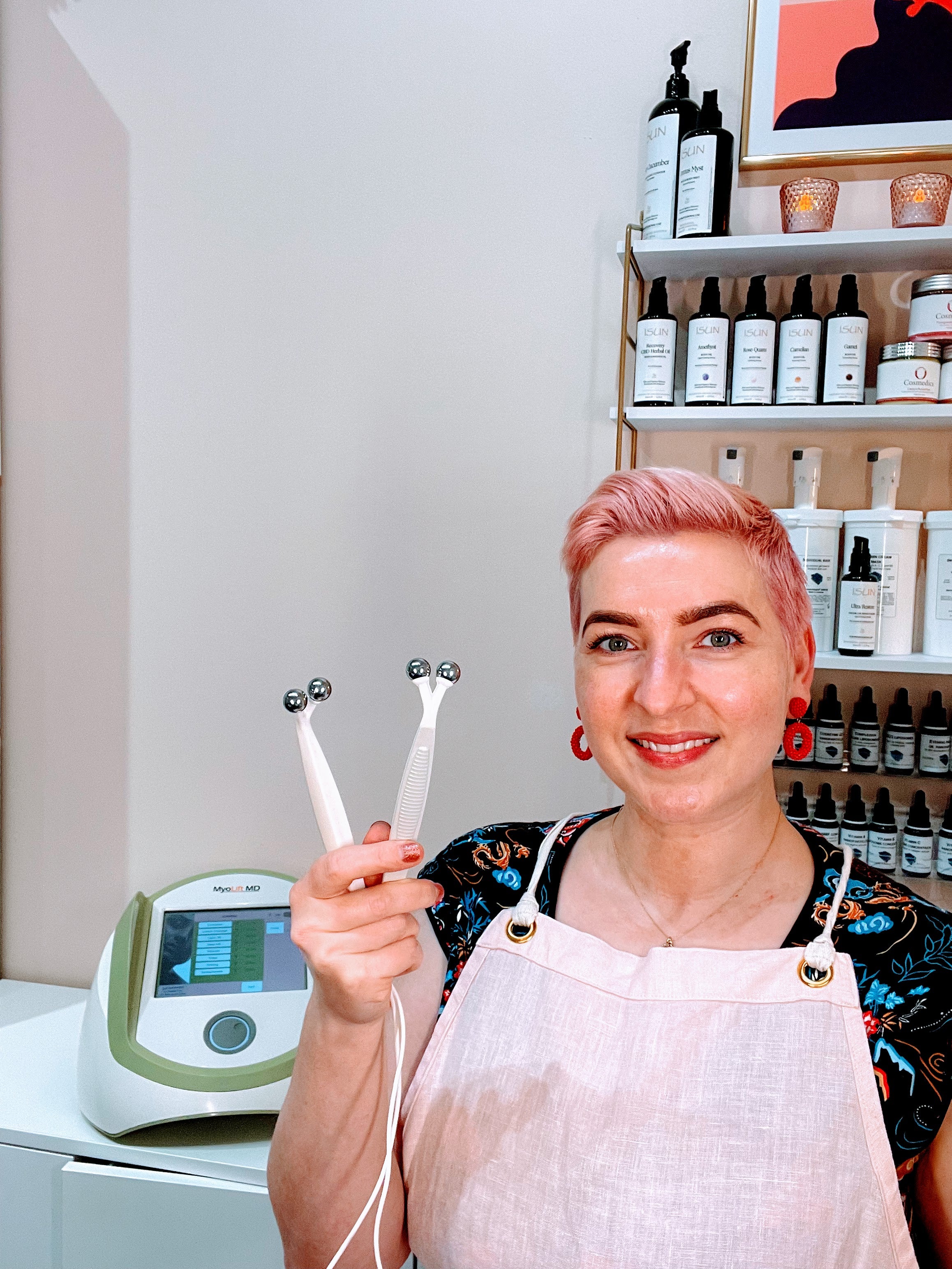 True Microcurrent 101 – Violet Hour Skin